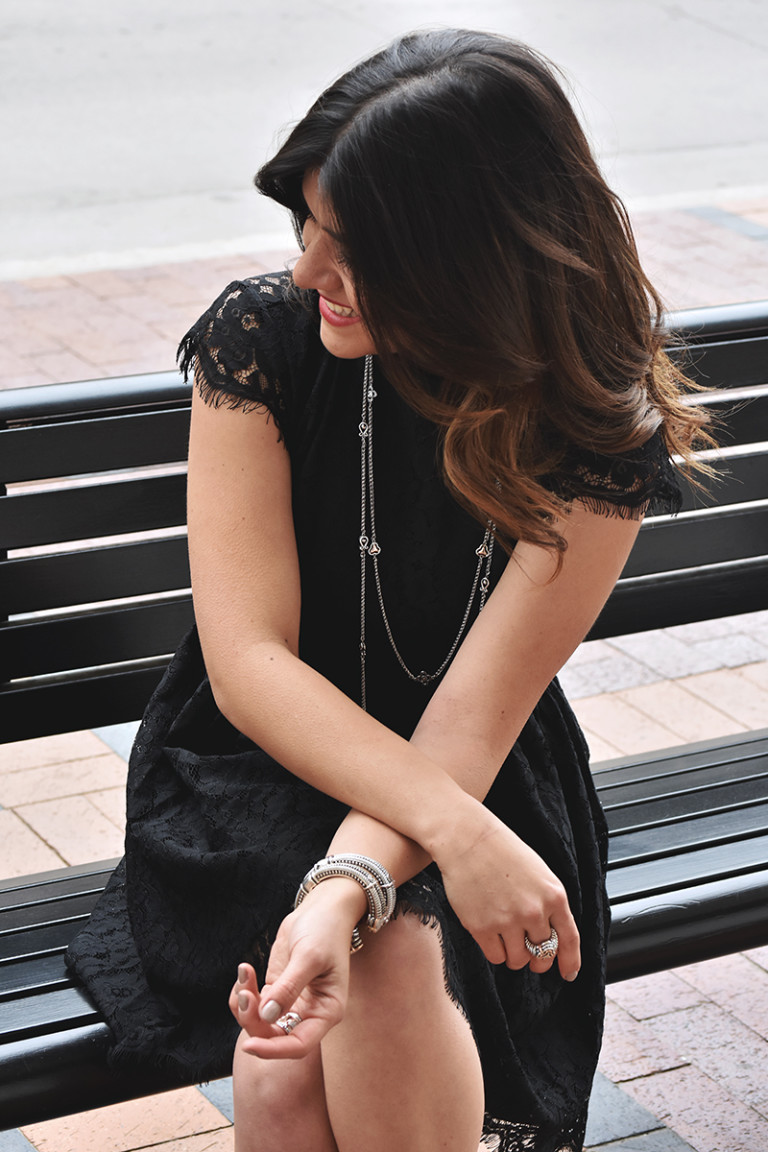 ACCESSORIZING WITH JOHN ATENCIO | CHIC TALK | CHIC TALK