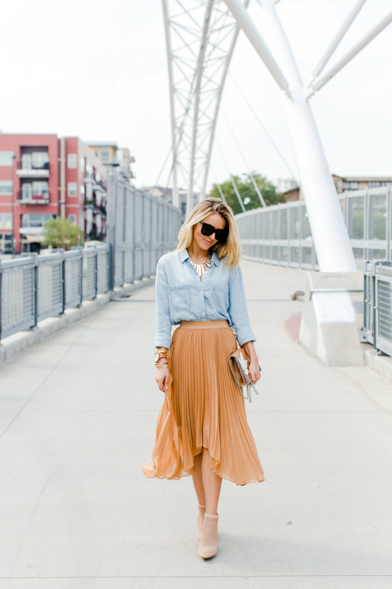 THAT'S SO MALLORY! - CHIC TALK