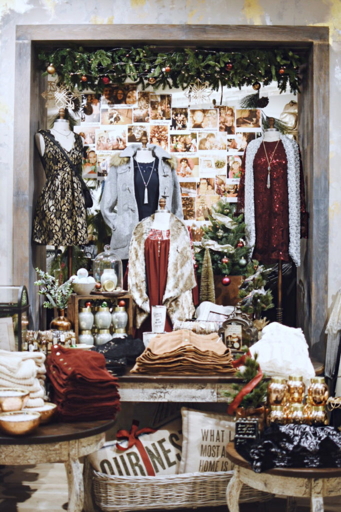 GETTING CHRISTMAS READY WITH Altar'd State! | CHIC TALK