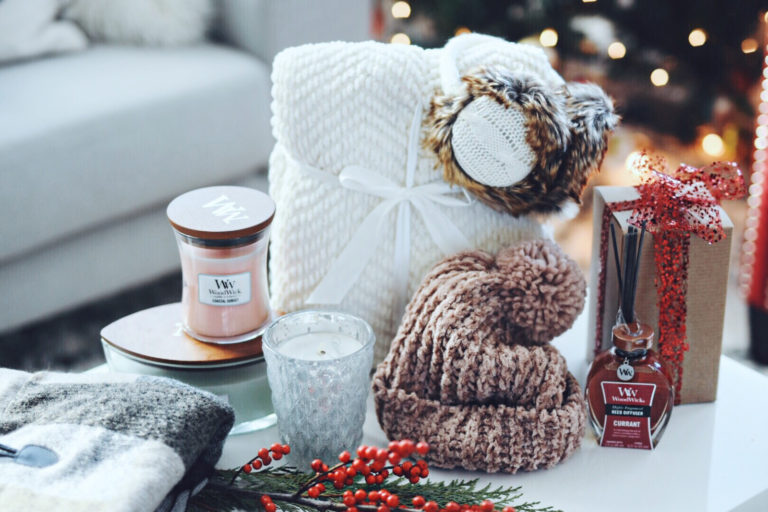 GIFTS IDEAS FOR HER VIA CRACKER BARREL | CHIC TALK
