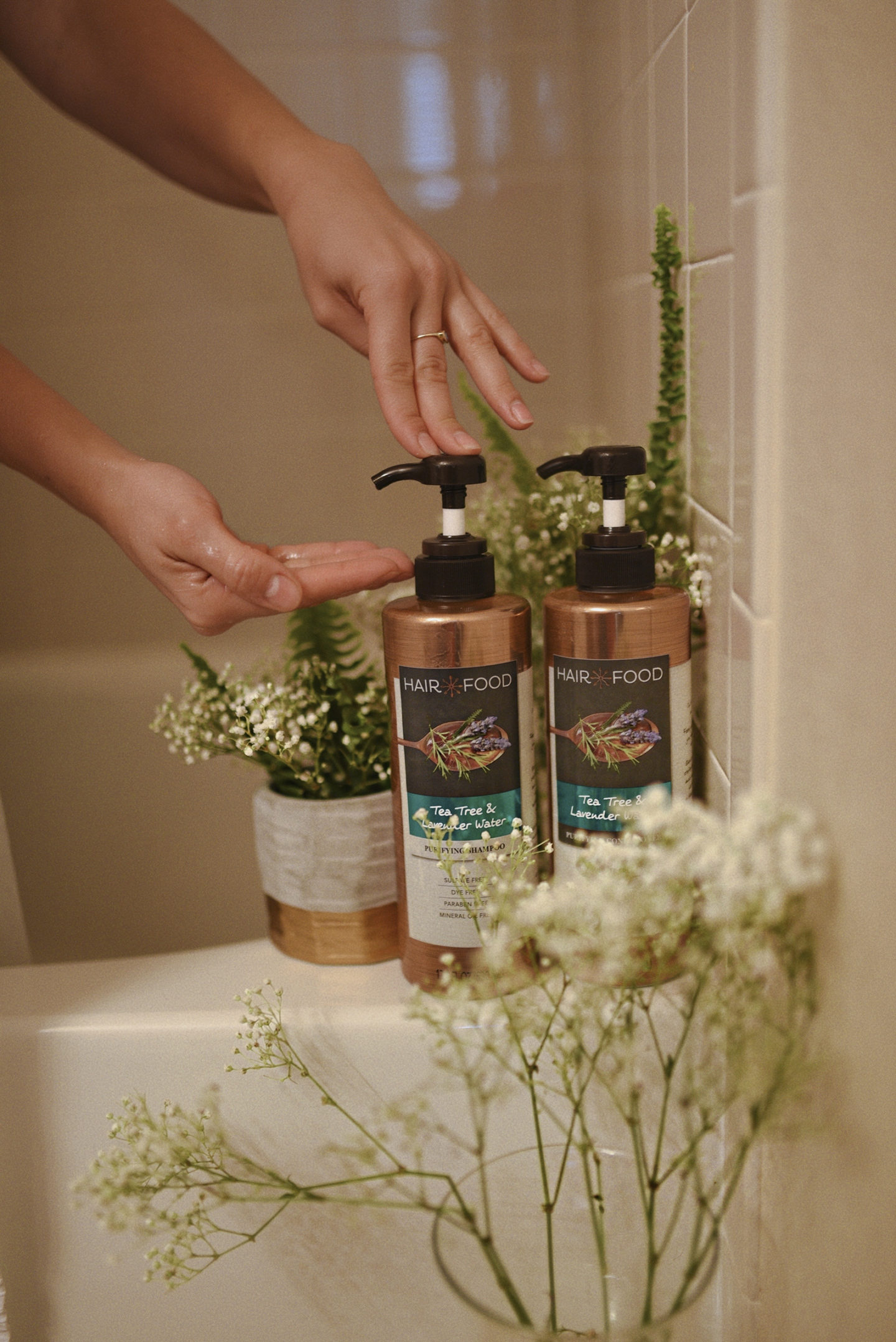 THE NATURAL SHAMPOO AND CONDITIONER I'M OBSESSED WITH! - CHIC TALK