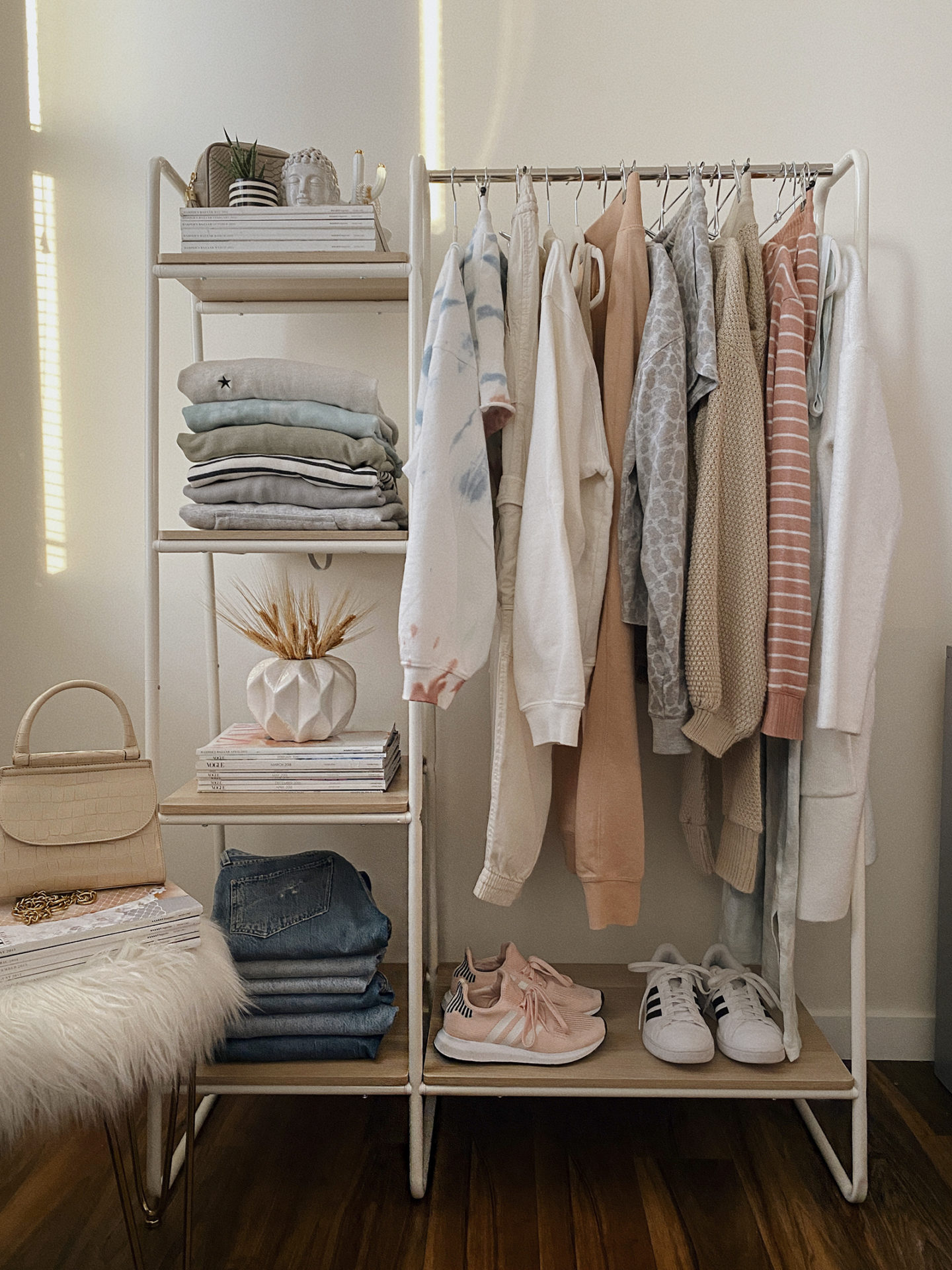 COZY LOUNGE SETS TO WEAR RIGHT NOW | CHIC TALK | CHIC TALK