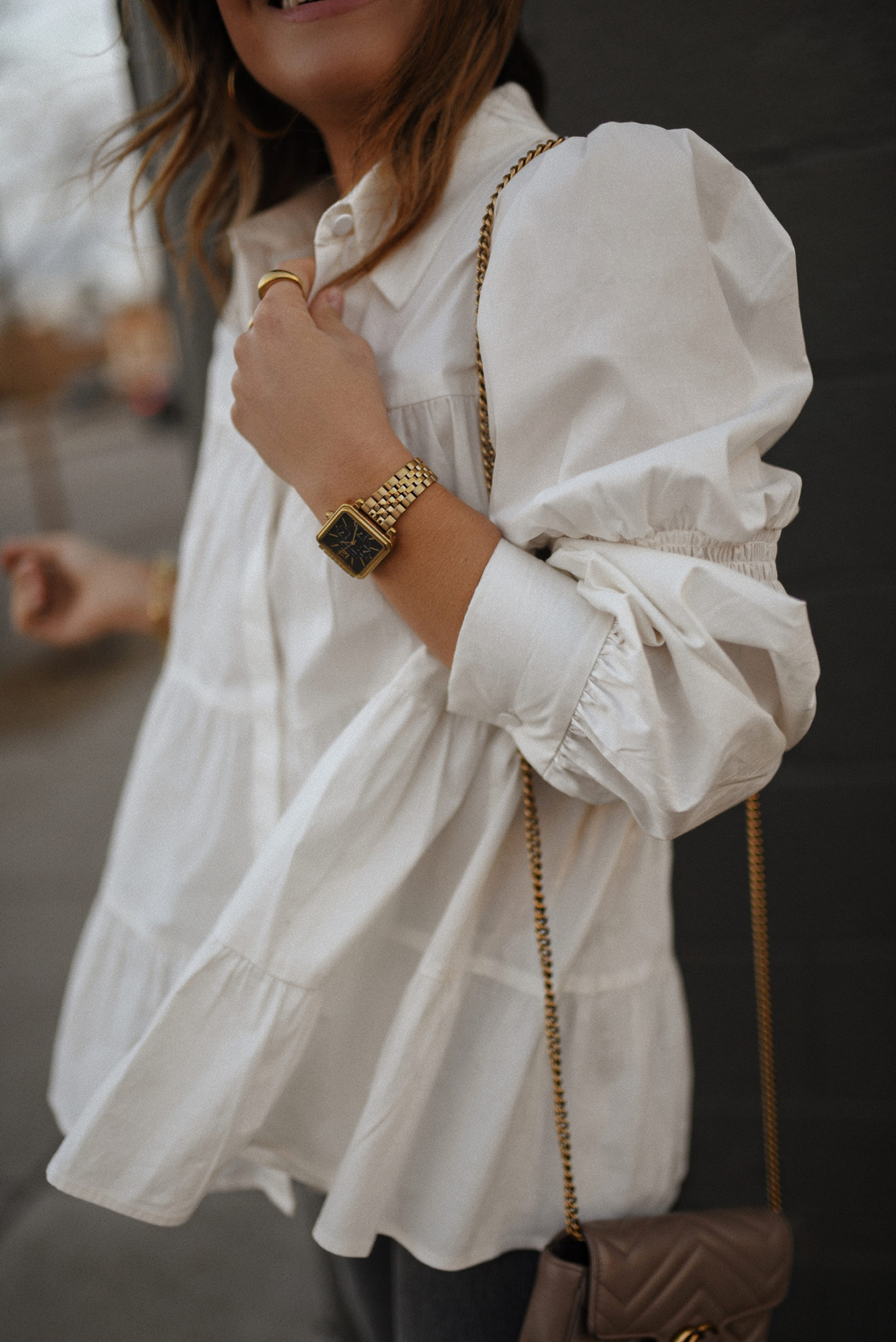 HOW TO STYLE AN OVERSIZED BLOUSE - CHIC TALK