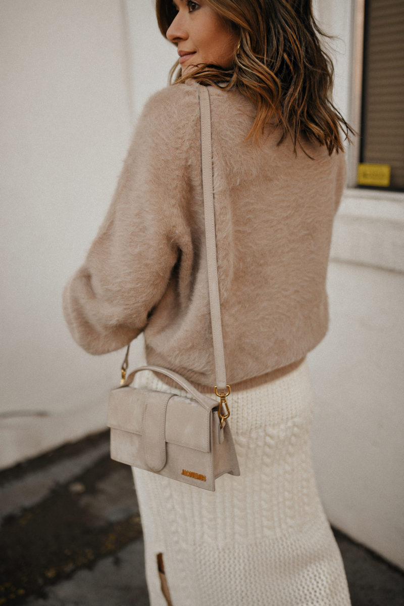 A COZY WAY TO STYLE A NEUTRAL OUTFIT - CHIC TALK