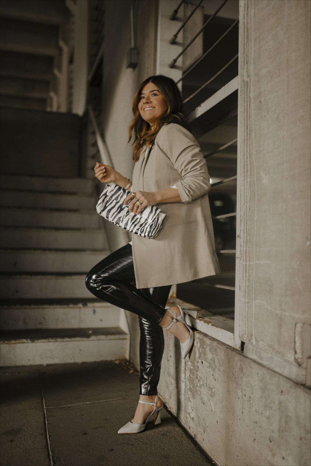 STYLING LIQUID LEGGINGS - CHIC TALK
